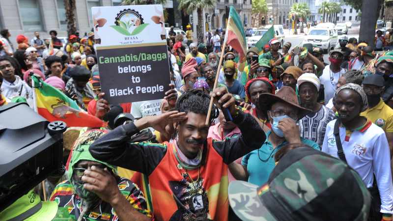 On Rastafari bush doctor – OUT OF MANY COME DUB AND OUT OF DUB COME ONE